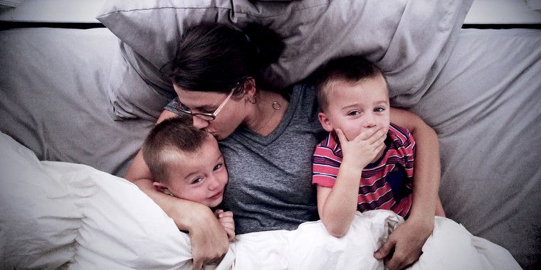 Join The Mommy Love Photo Contest And Win T Card Bundle